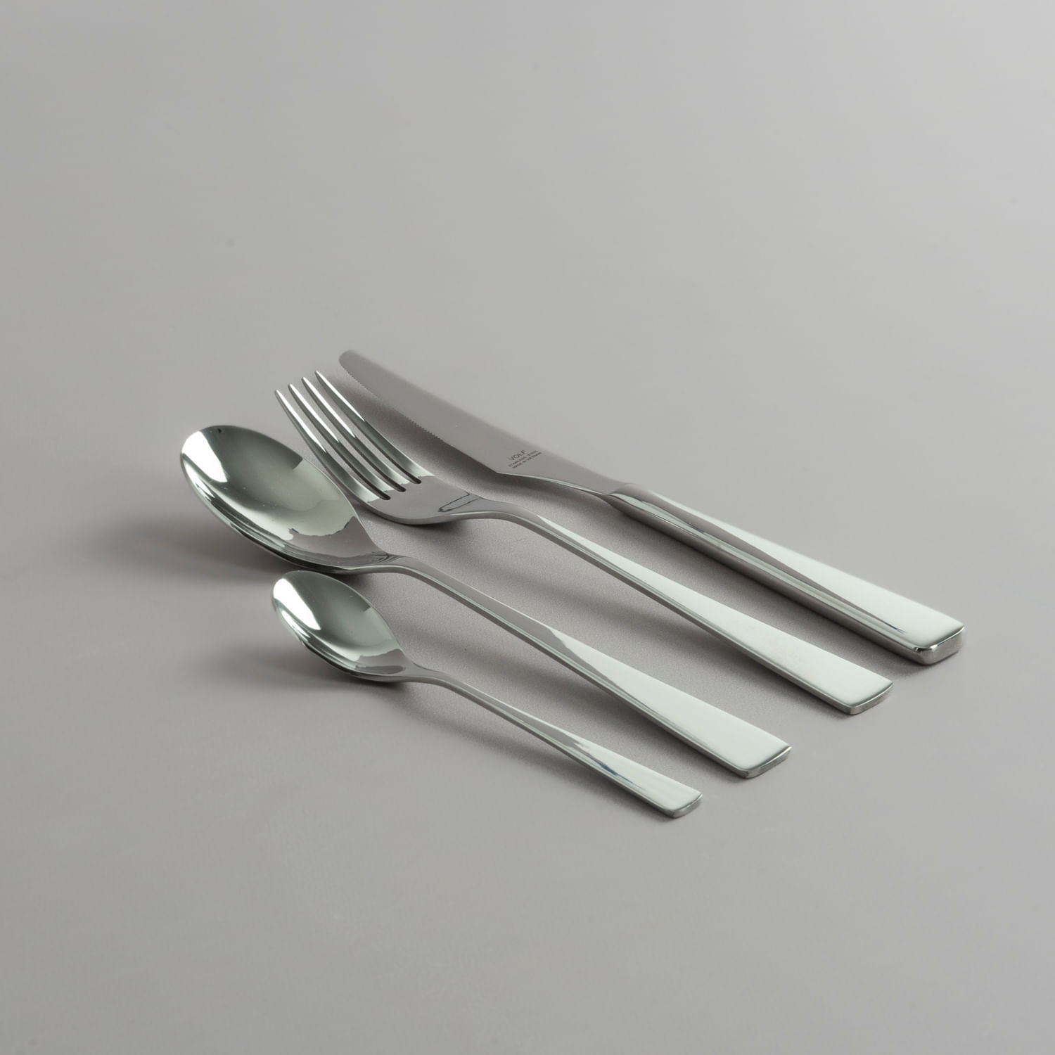 Juego 24 Piezas Buffet con cuchillo de mesa - Cubiertos - Volf | Tienda ...