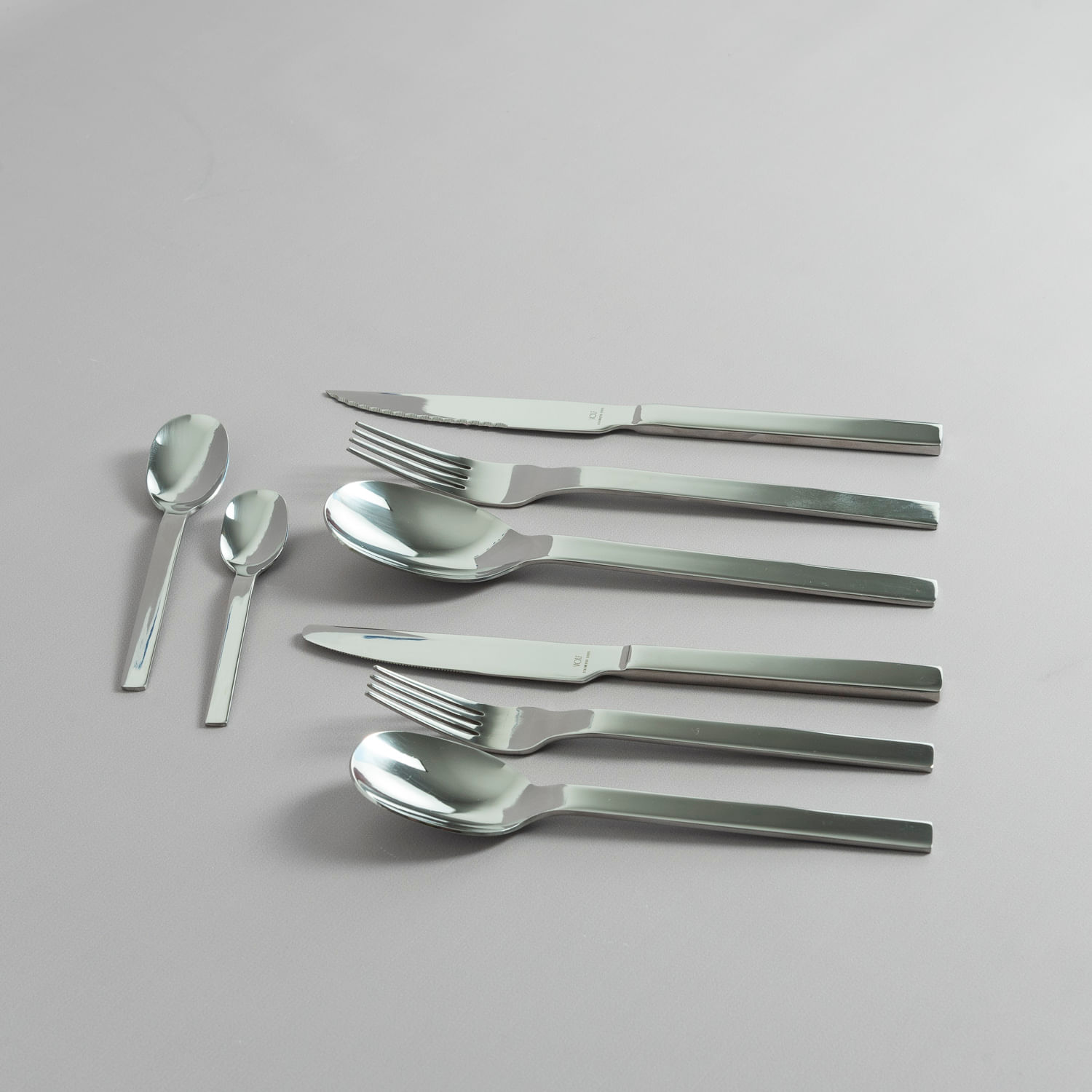 Set de cubiertos Aloa con cuchillo de asado - 48 piezas - Juego ...
